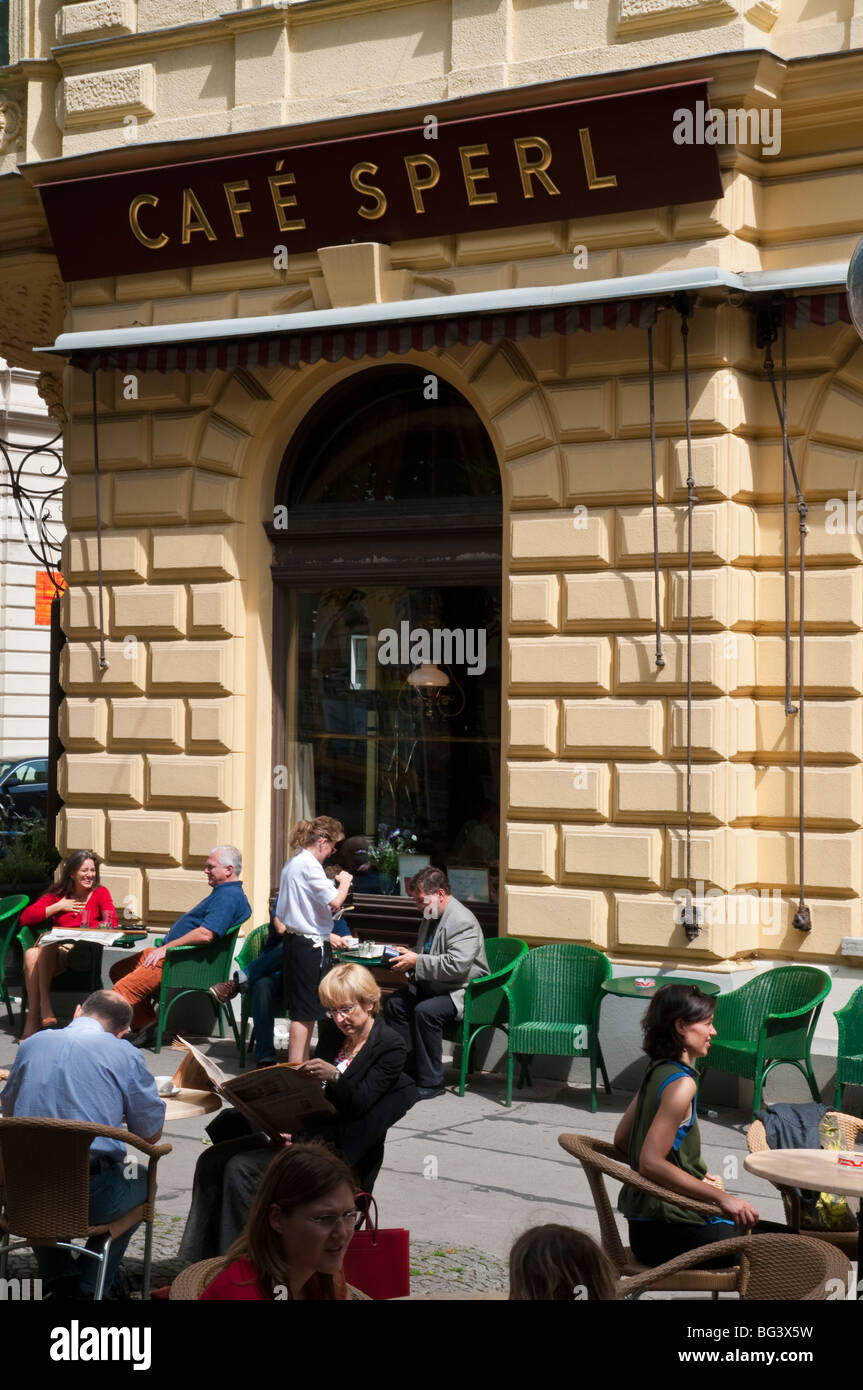 Wien cafe sperl hi-res stock photography and images - Alamy
