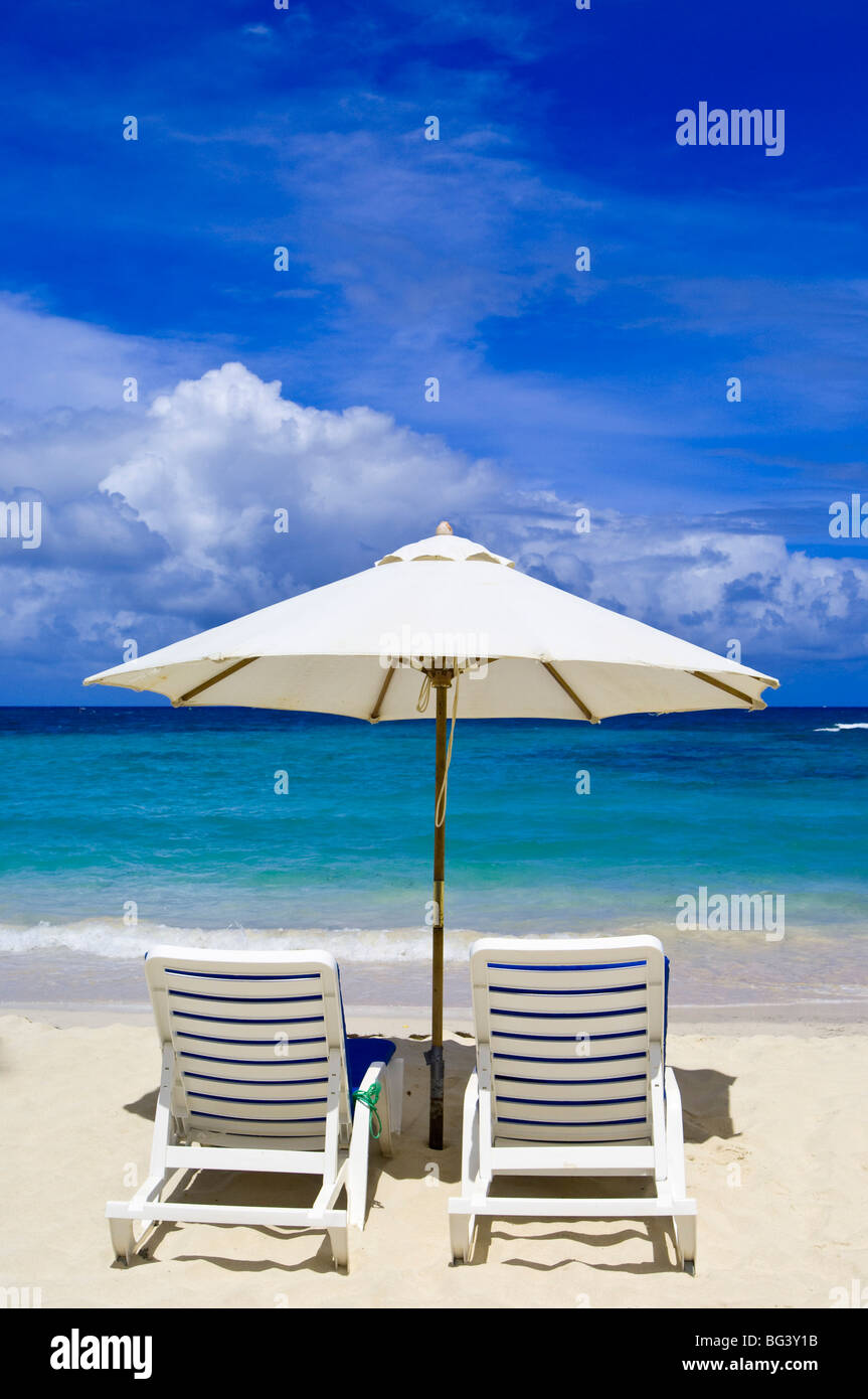 Dawn beach st martin caribbean hi-res stock photography and images - Alamy