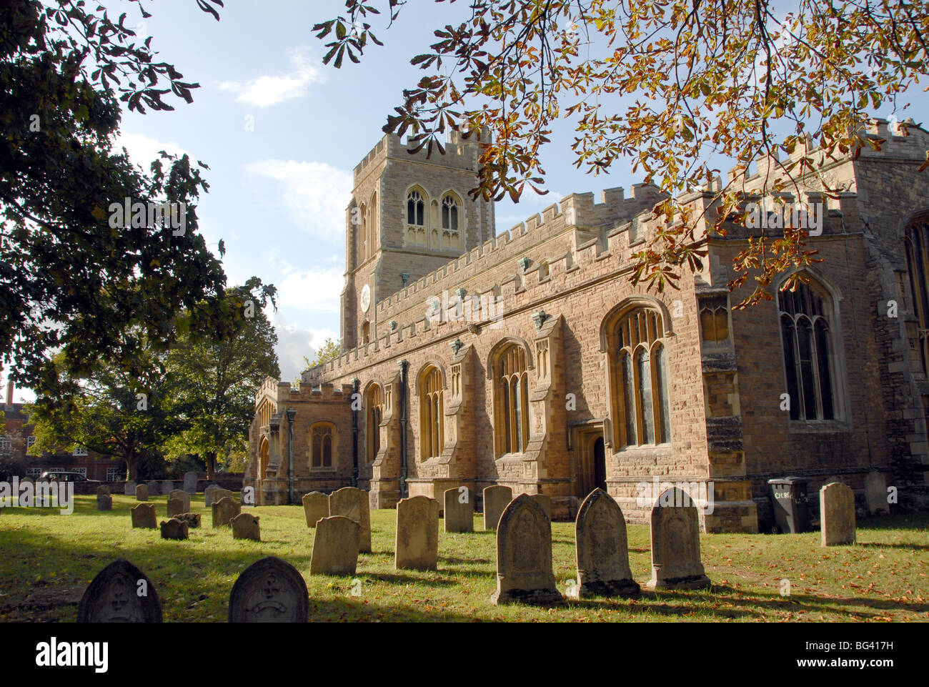 The R101 airship disaster graves in St Mary's Church Yard Cardington ...