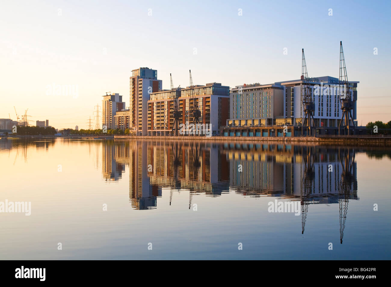 Royal london buildings hi-res stock photography and images - Alamy