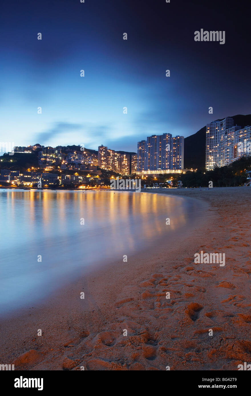 Repulse Bay beach at dusk, Hong Kong Island, Hong Kong, China, Asia Stock Photo - Alamy