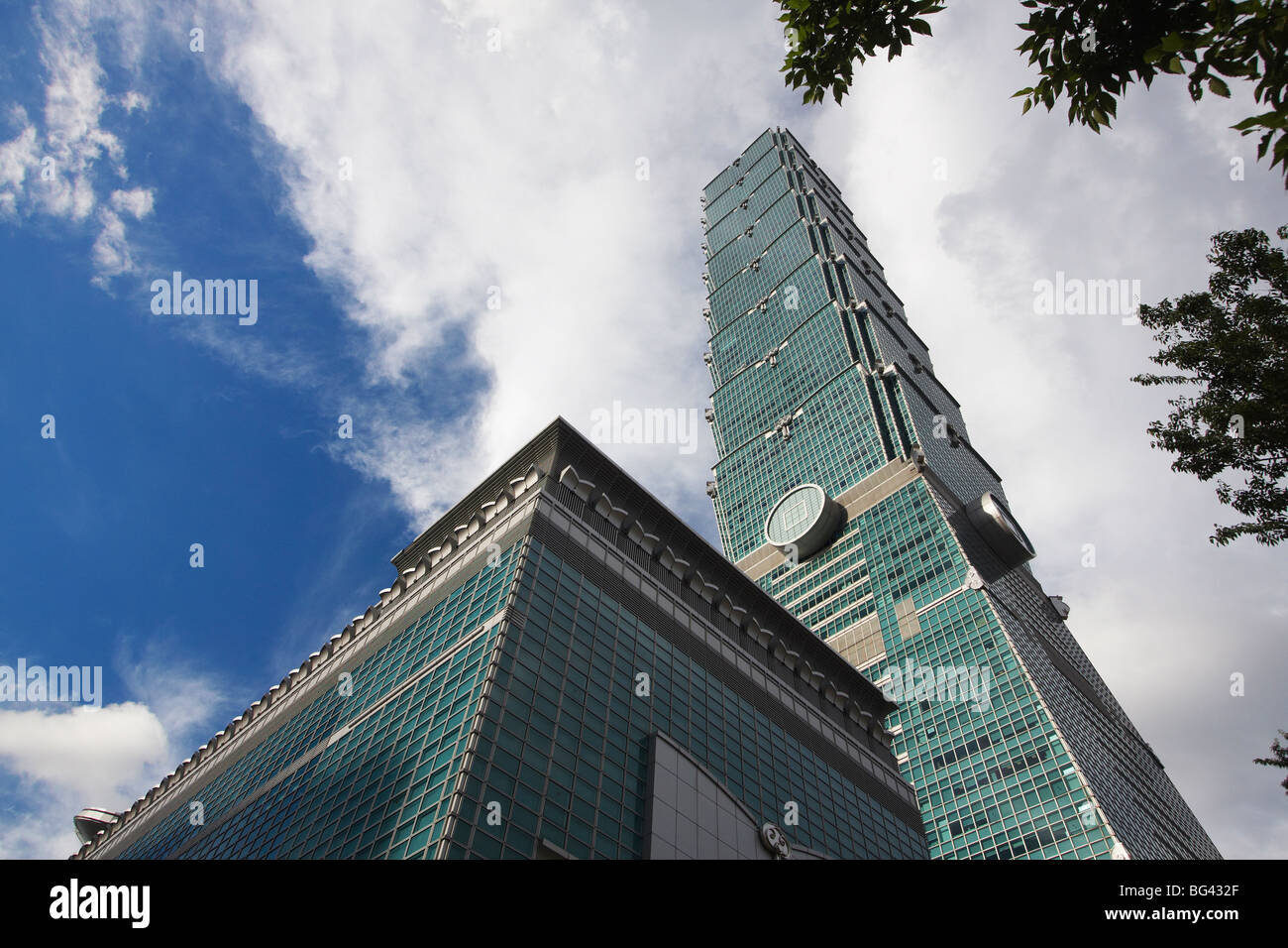 Image of taipei 101 hi-res stock photography and images - Alamy