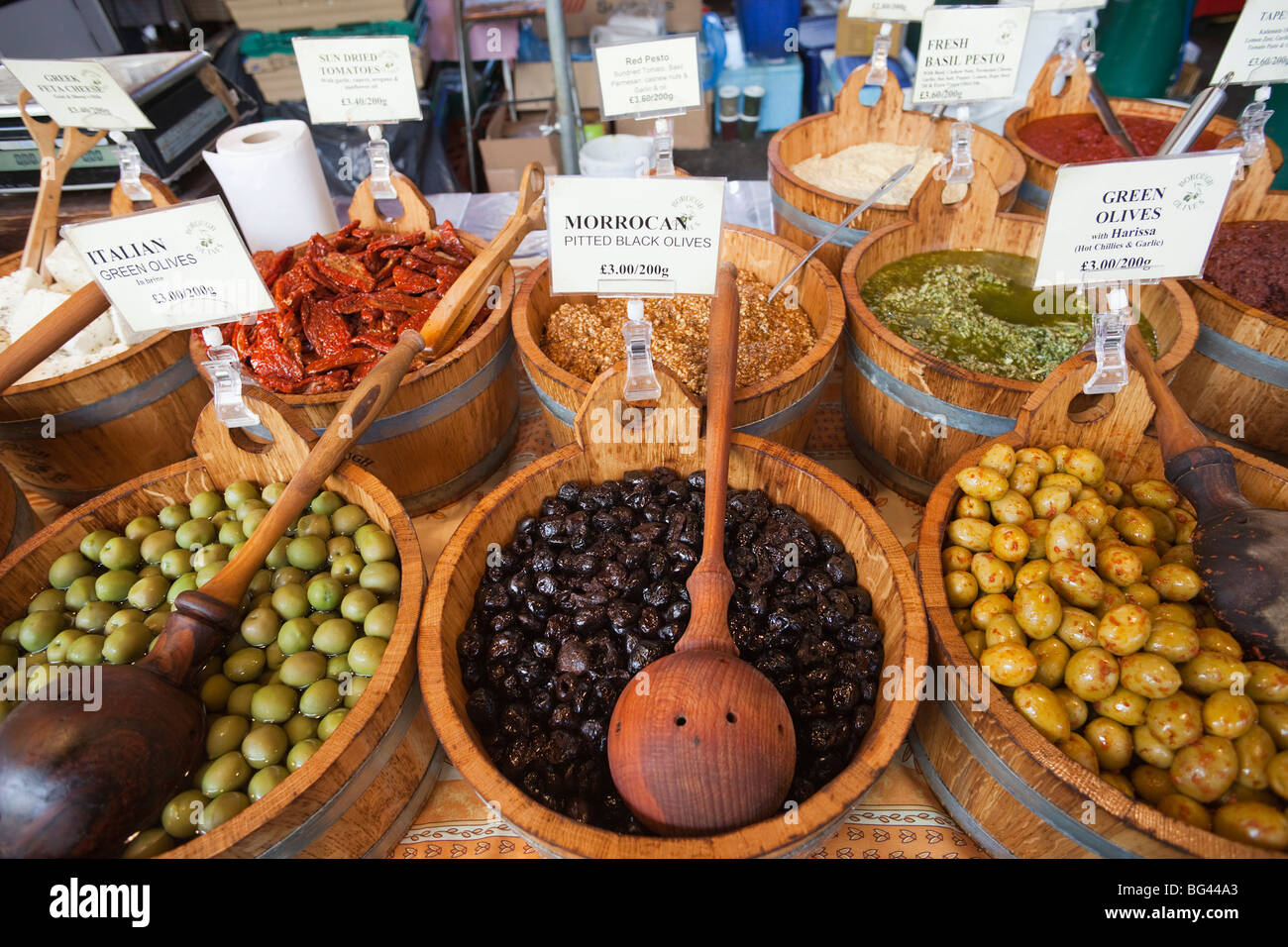 Olive display hi-res stock photography and images - Alamy
