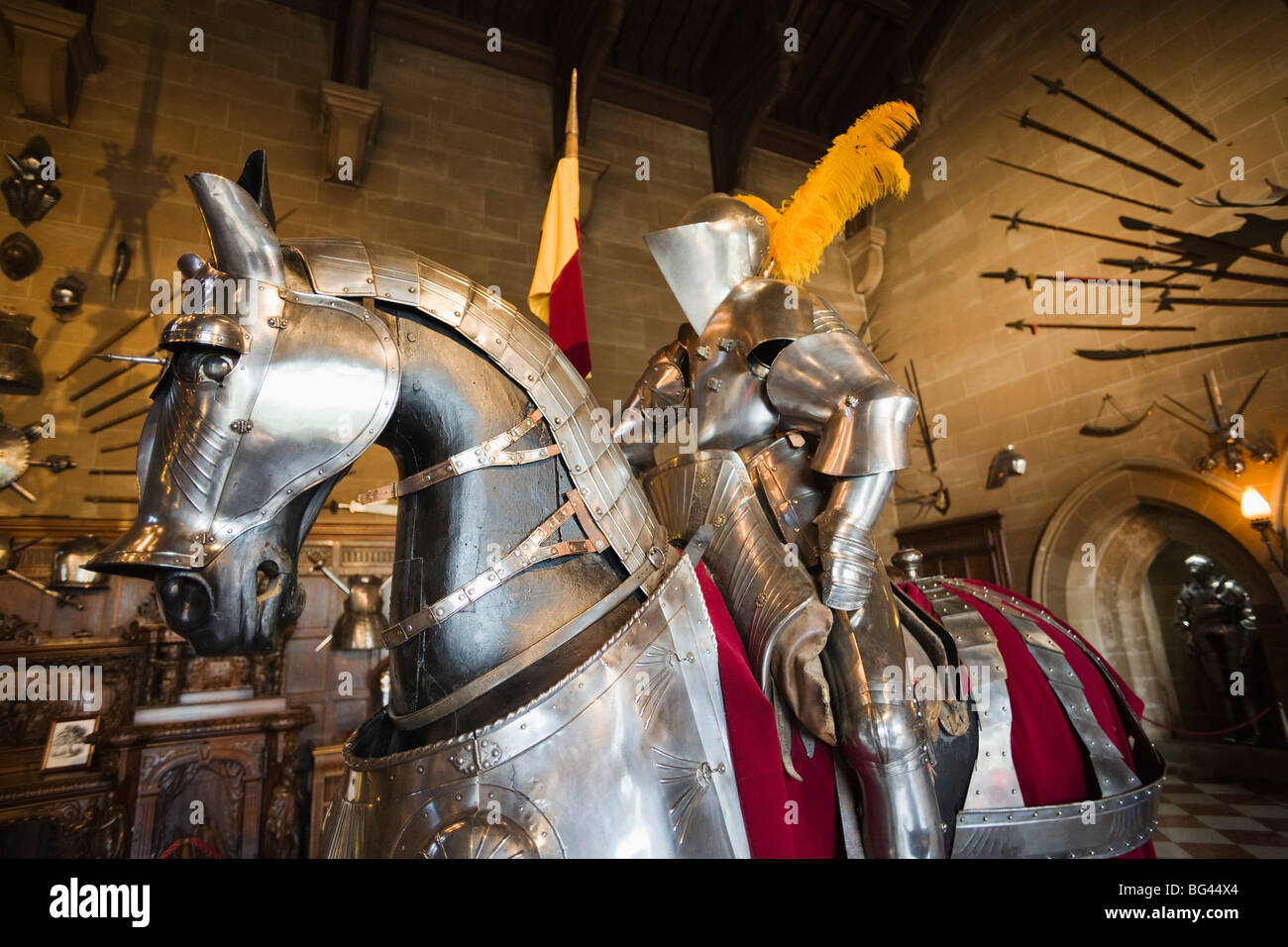 Medieval knight horse england hi-res stock photography and images - Alamy