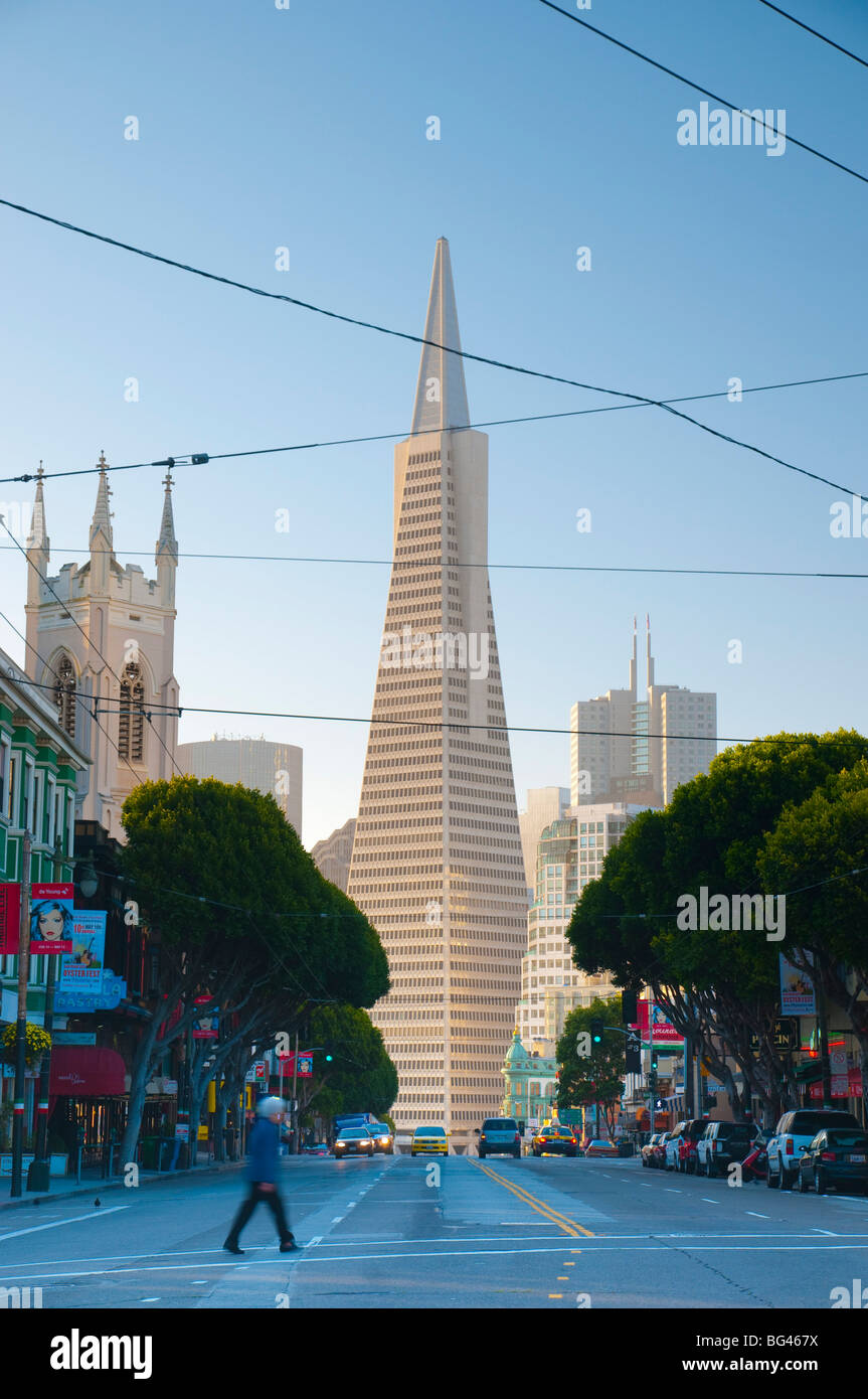 San francisco transamerica building hi-res stock photography and images ...