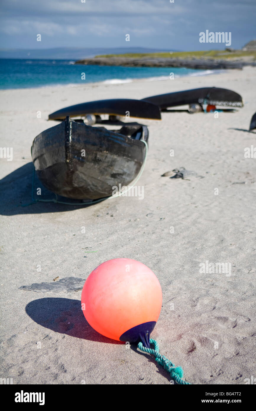 Traditional Currach Boats, Inisheer, Aran Islands, Co. Galway, Ireland ...