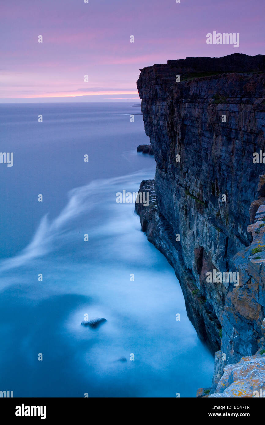 Dun Aengus & Cliffs, Inishmore, Aran Islands, Co. Galway, Ireland Stock ...