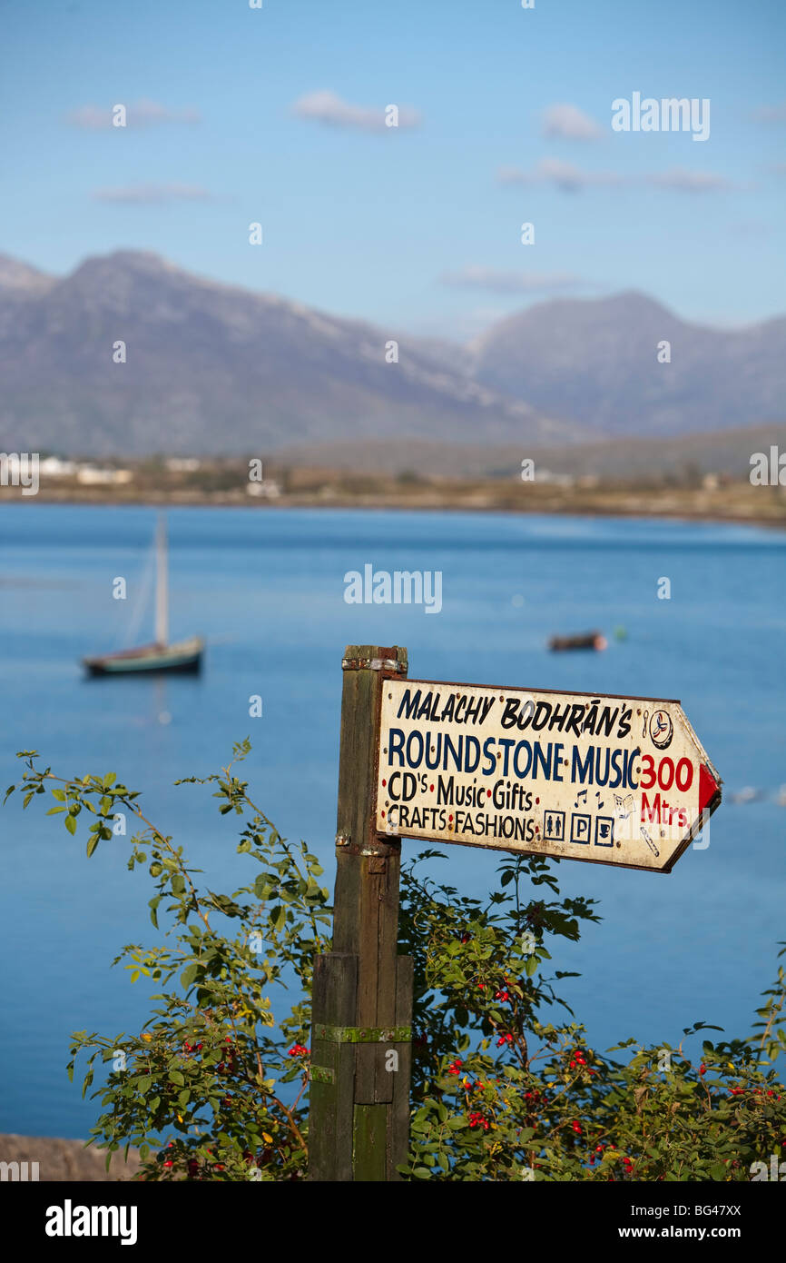 Roundstone Harbour, Connemara, Co. Galway, Ireland Stock Photo - Alamy