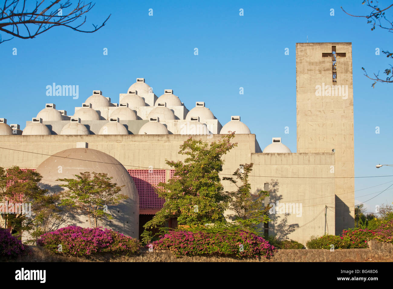 Nicaragua, Managua, New Cathedral, Nueva catedral Stock Photo - Alamy