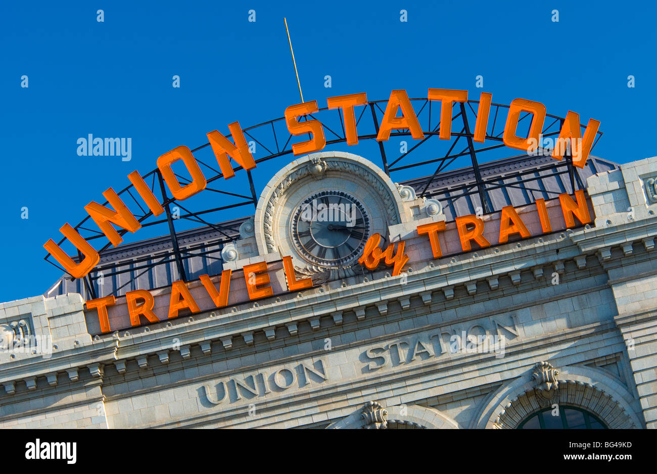 Union station sign hi-res stock photography and images - Alamy