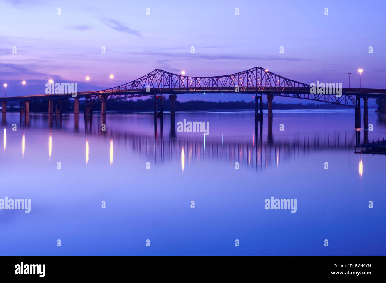 USA, Alabama, Decatur, 'Steamboat Bill' Memorial Bridge, Tennessee ...