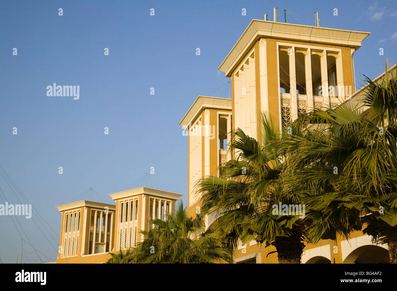 Kuwait, Kuwait City, Sharq Souk Shopping Mall & Marina Stock Photo - Alamy