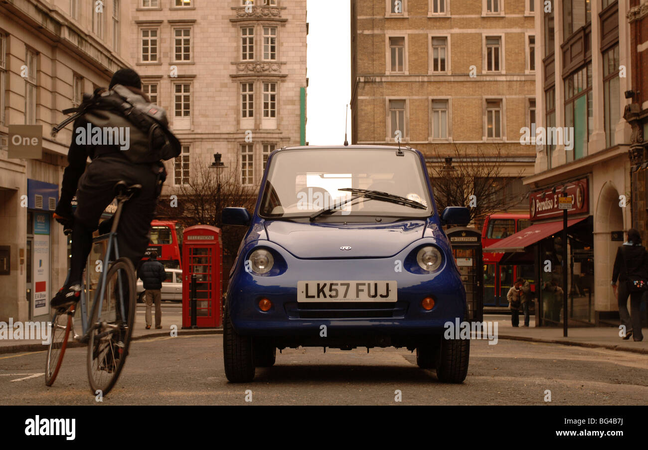 G-Wiz Electric car Eco friendly rechargeable car congestion charge ...