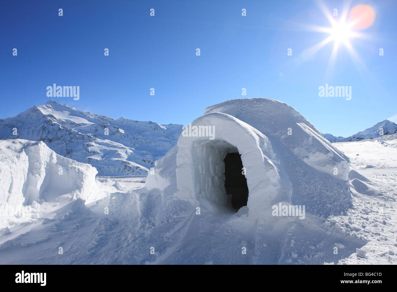 Igloo, Alps, Italy, Europe Stock Photo - Alamy