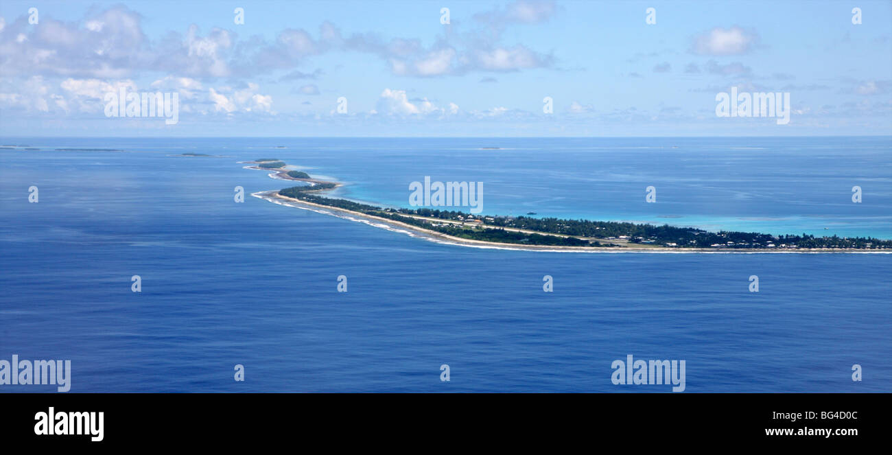 Tuvalu aerial hi-res stock photography and images - Alamy