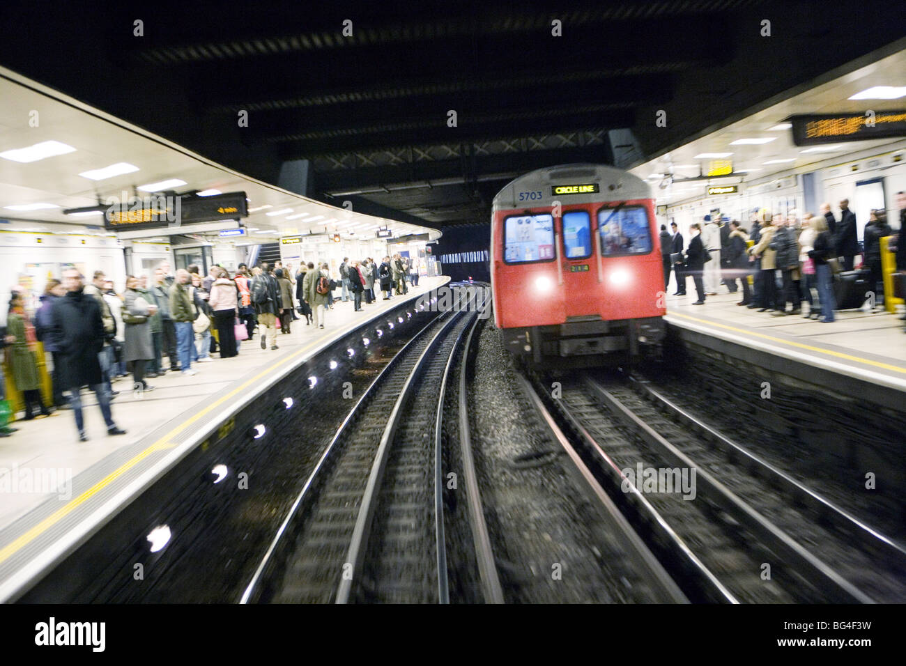 Drivers eye view of Circle line train entering tube station, London ...