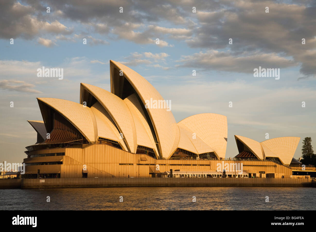 Sydney Opera House built in 1973, designed by Jorn Utzon, at Circular ...