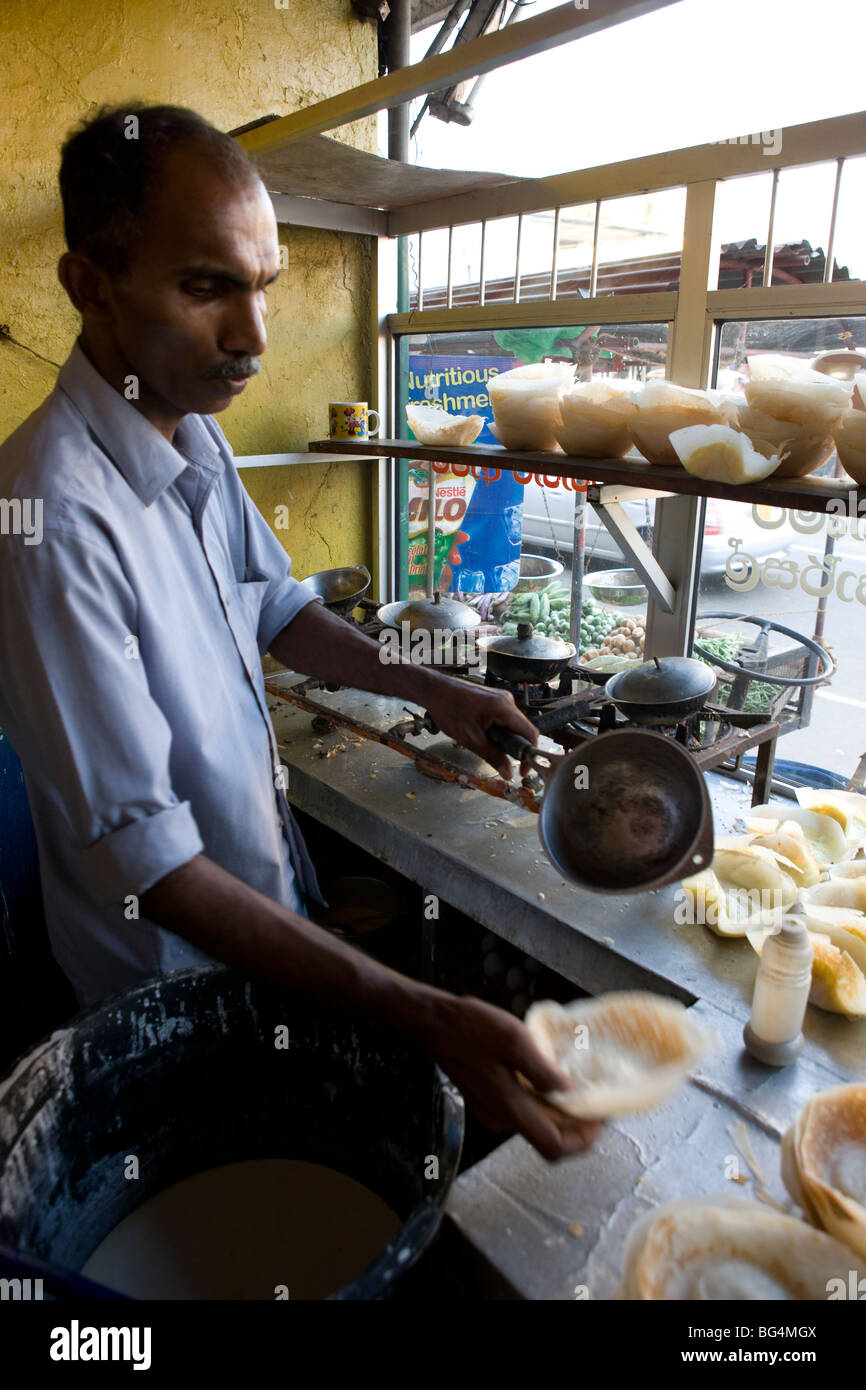 Hopper making in Aluthgama, Sri Lanka Stock Photo - Alamy