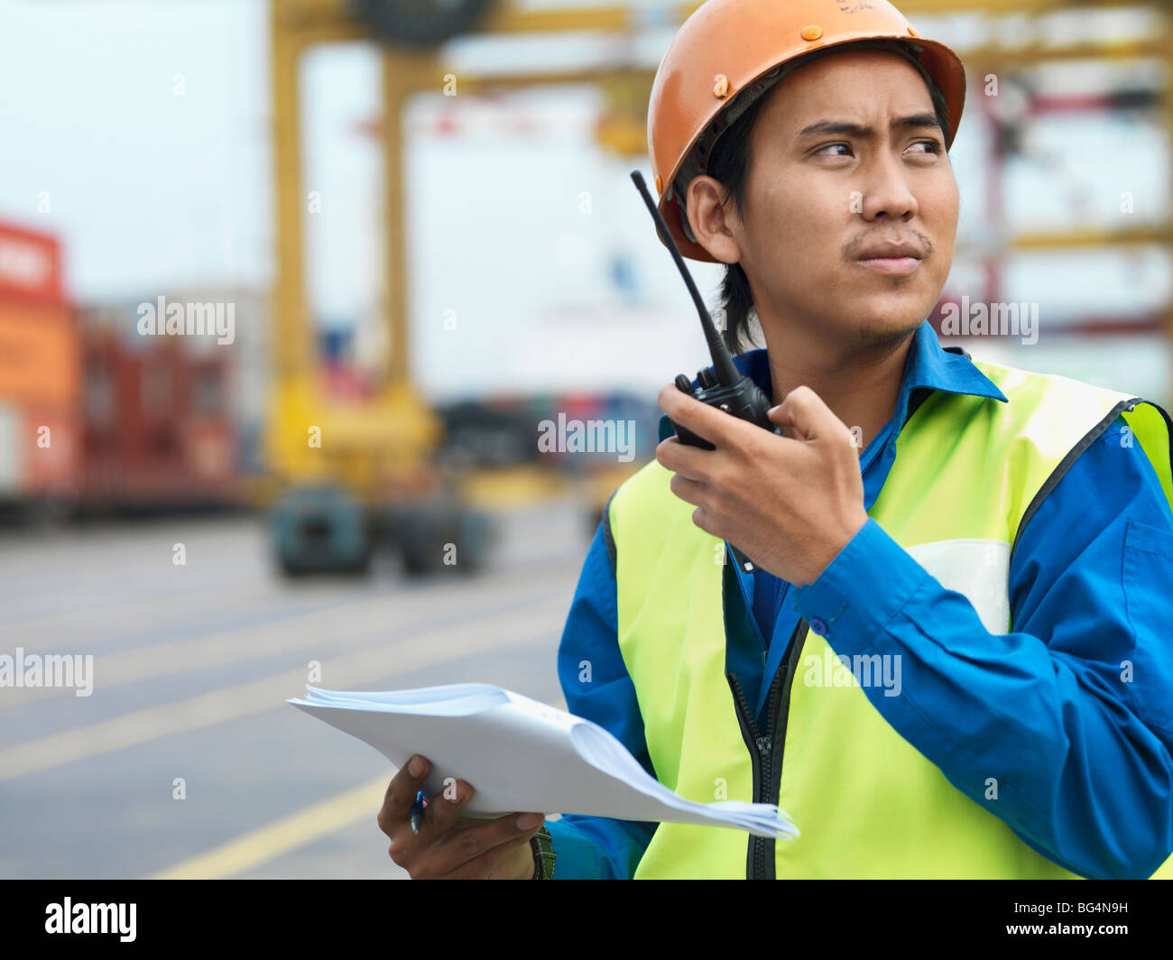Radio communication hi-res stock photography and images - Alamy