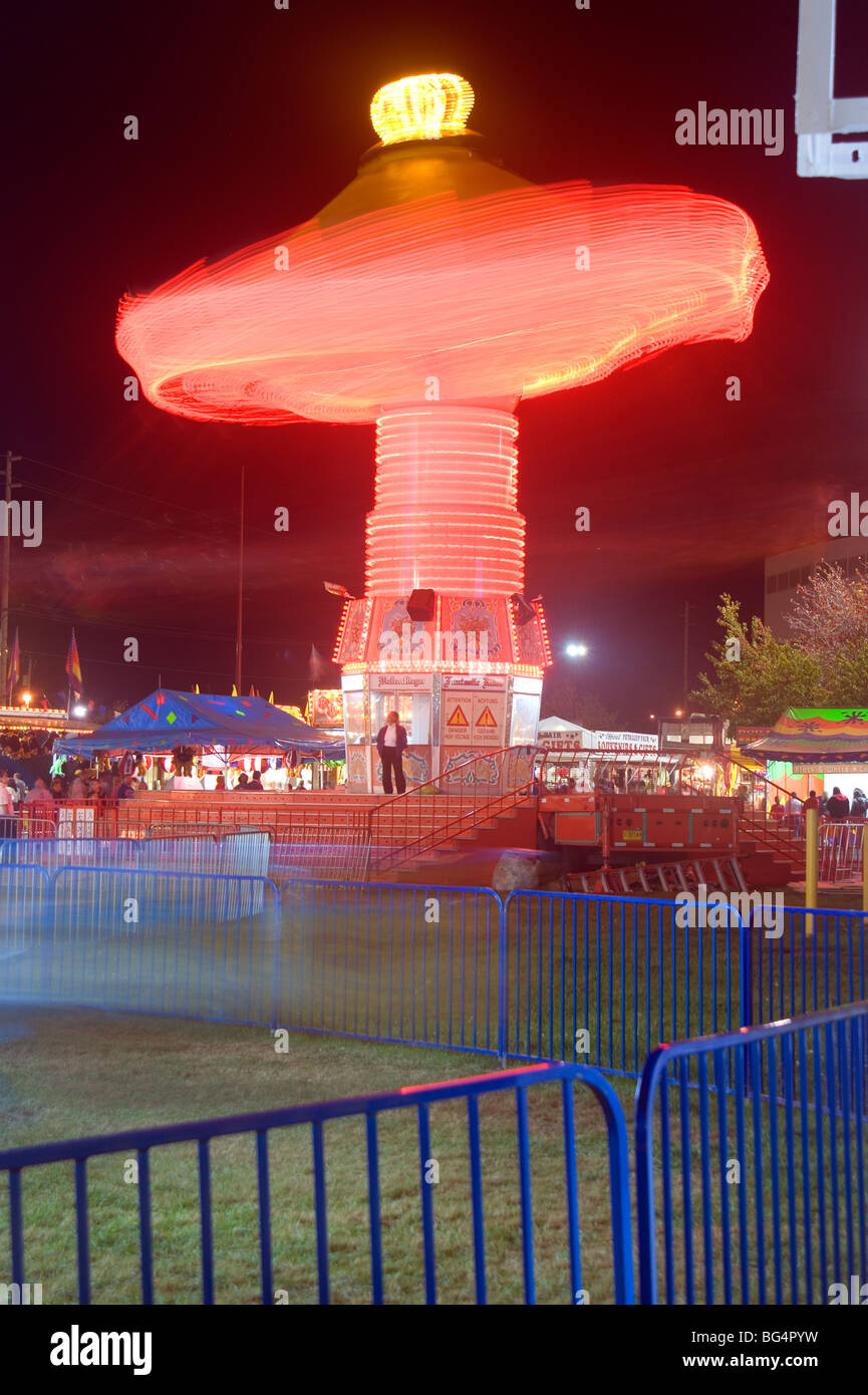 Carnival ride at the Puyallup Fair Stock Photo - Alamy