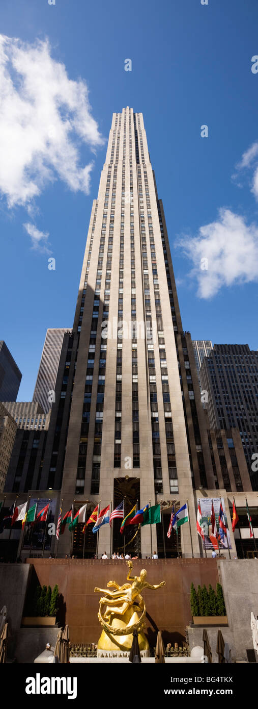 Nbc studios at rockefeller center hi-res stock photography and images ...