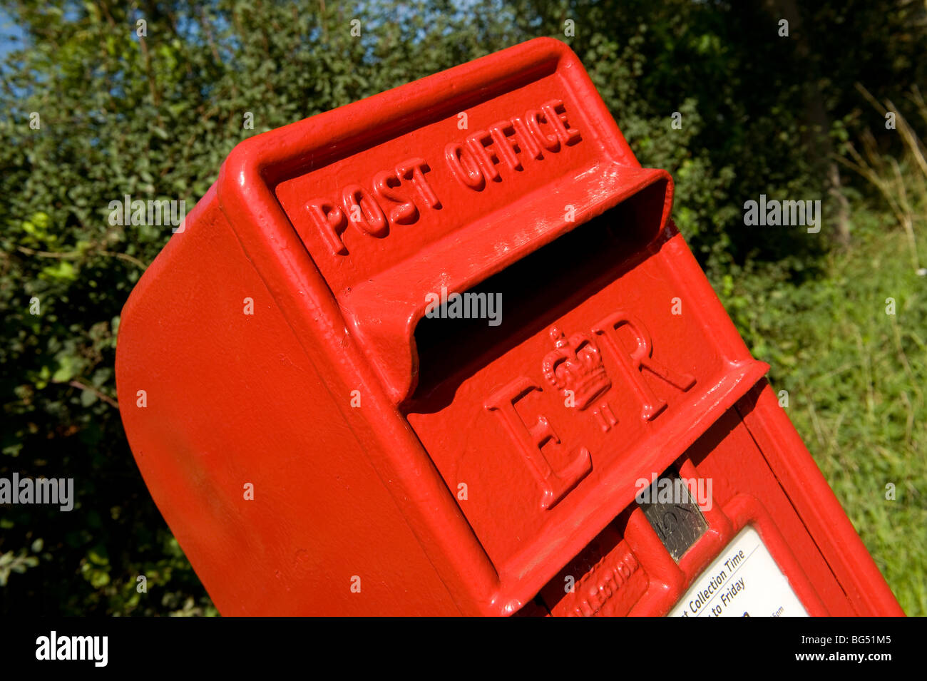 Er post box hi-res stock photography and images - Alamy