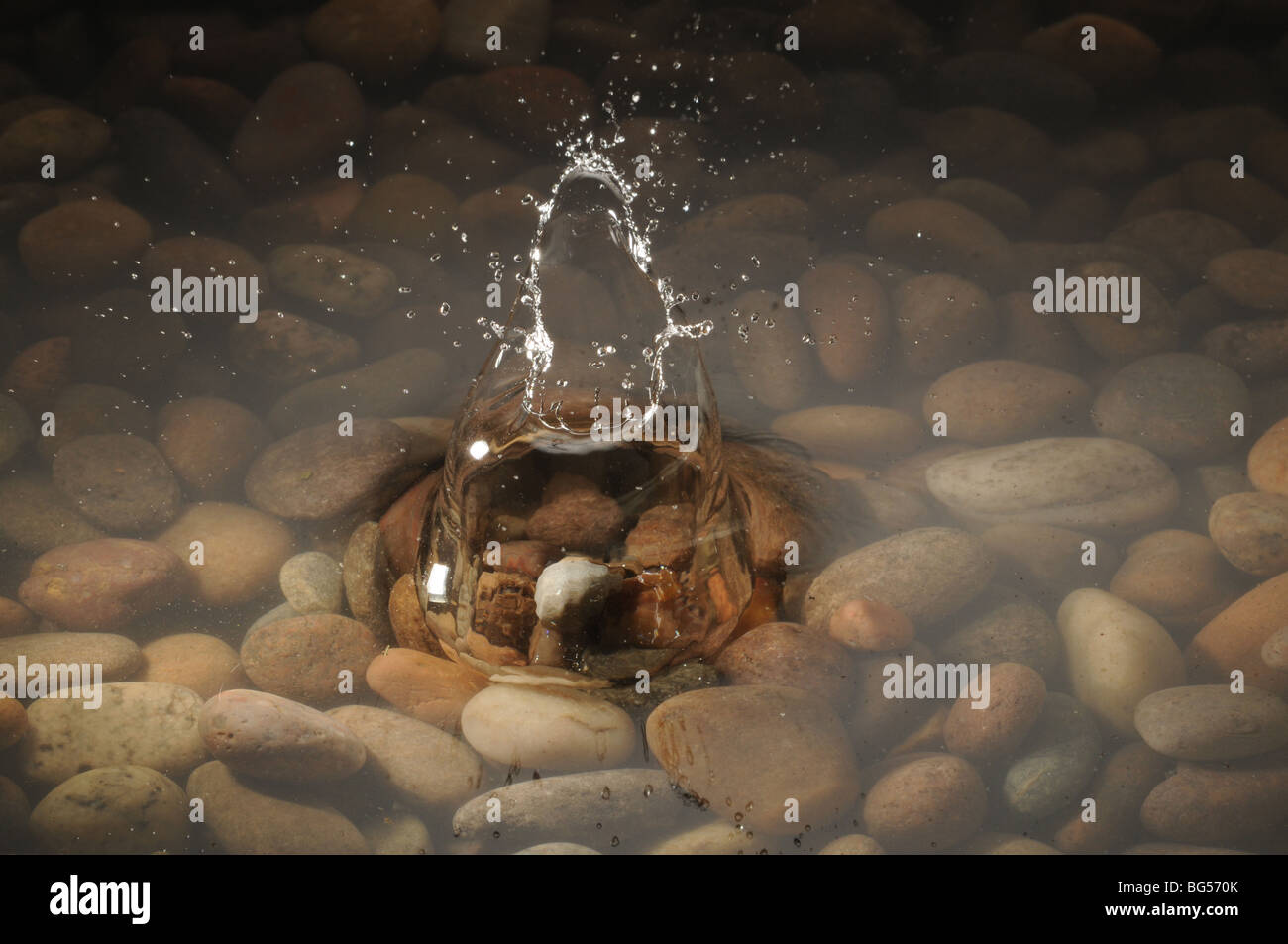 Pebble Water Ripples Stock Photos & Pebble Water Ripples Stock Images ...