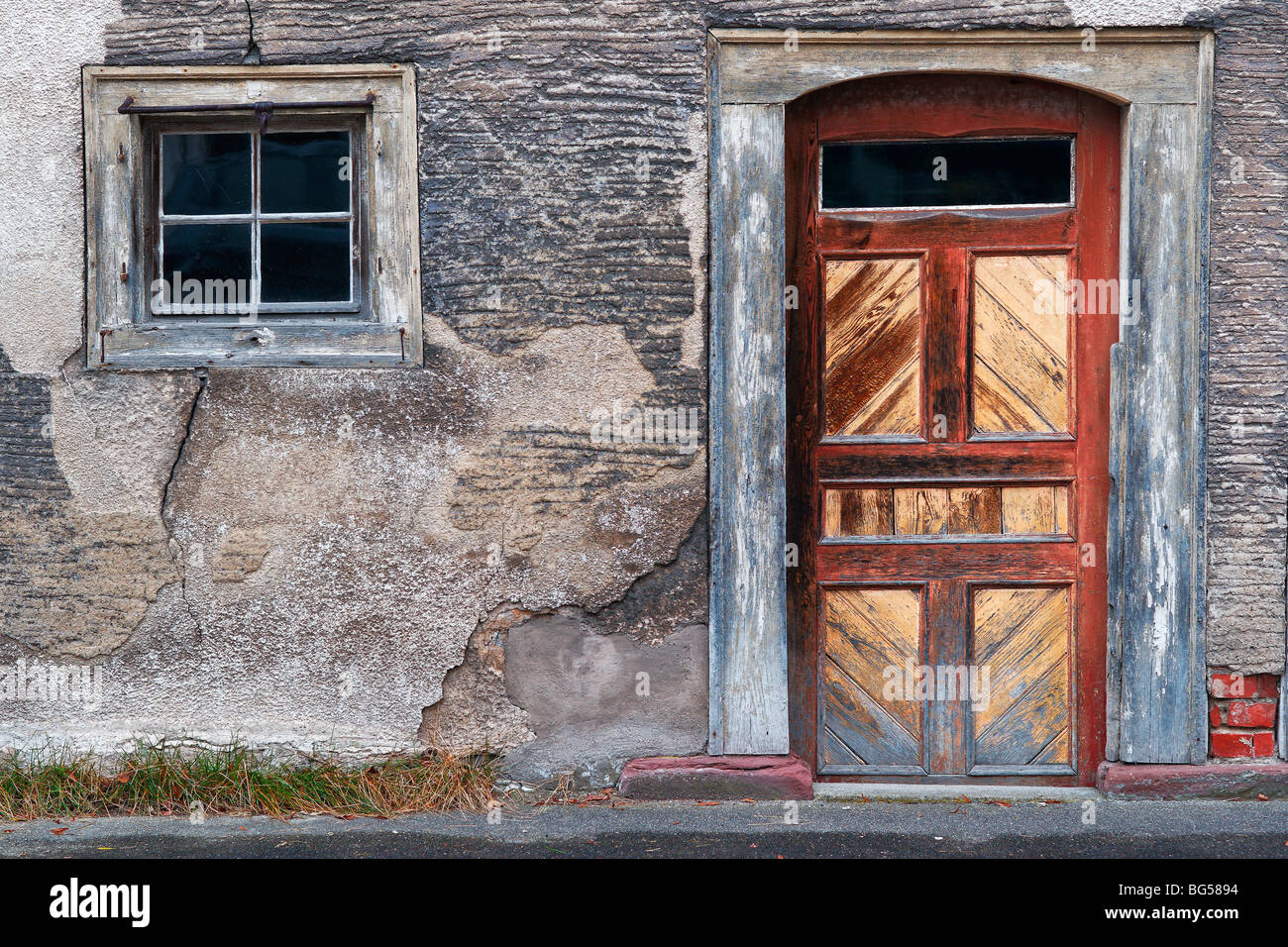 Old german door hi-res stock photography and images - Alamy