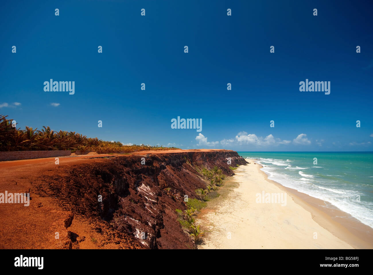 Brazil cliff beach hi-res stock photography and images - Alamy