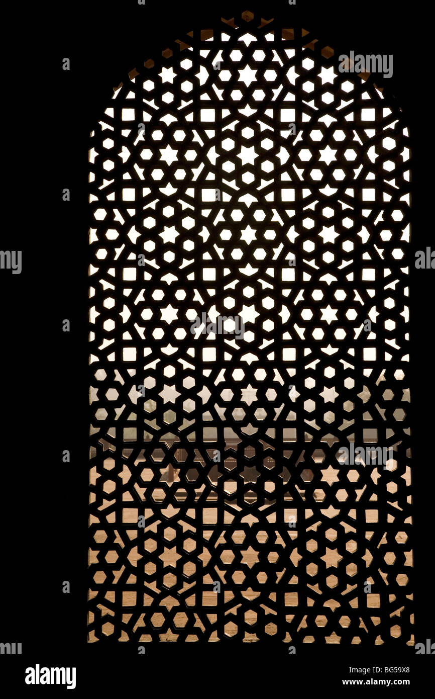 Jaali screen hi-res stock photography and images - Alamy