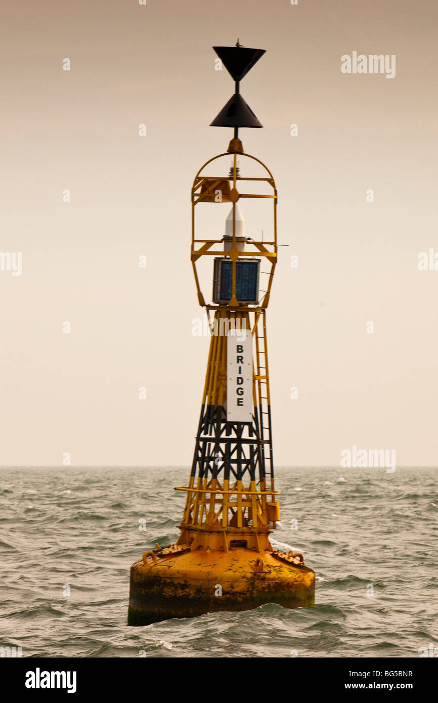 Needles channel hi-res stock photography and images - Alamy