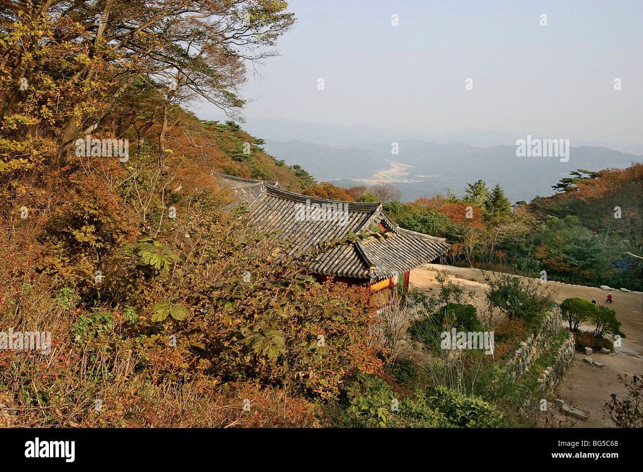 Grotto temple hi-res stock photography and images - Alamy