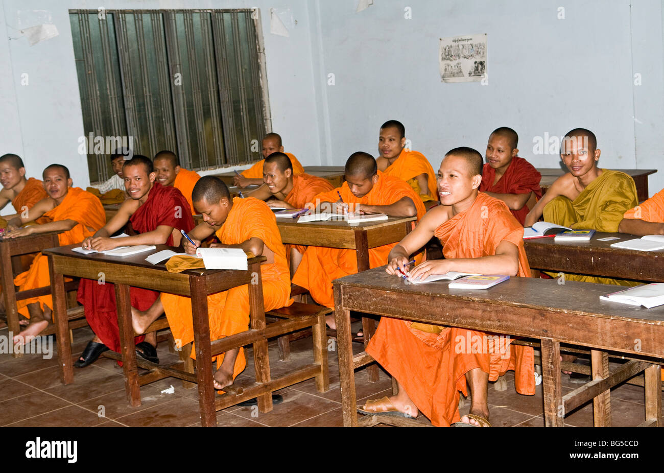 Buddhist monks in their college classroom in Phnom Penh, Cambodia Stock ...