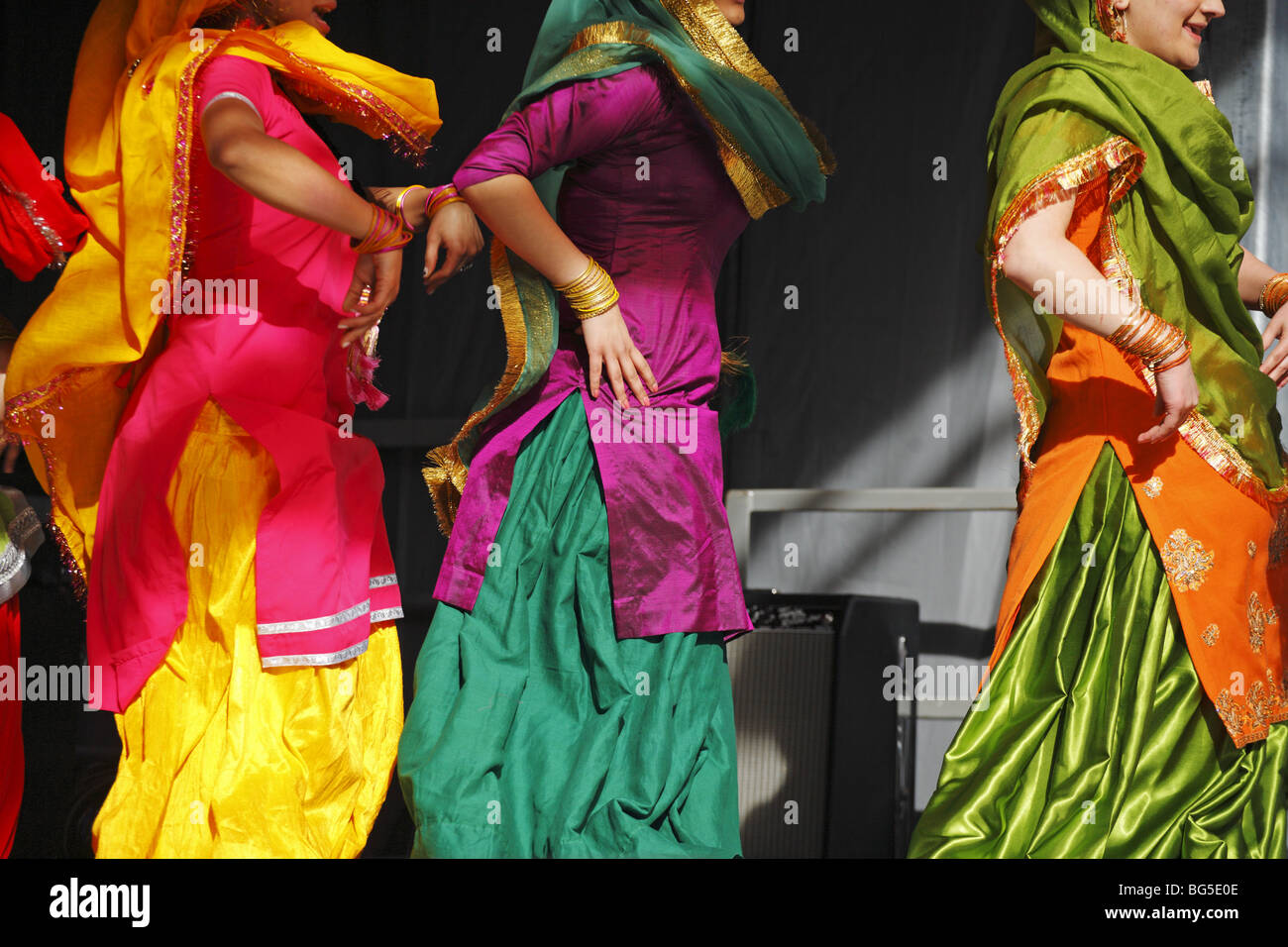 Punjabi girl costume traditional hi-res stock photography and images ...
