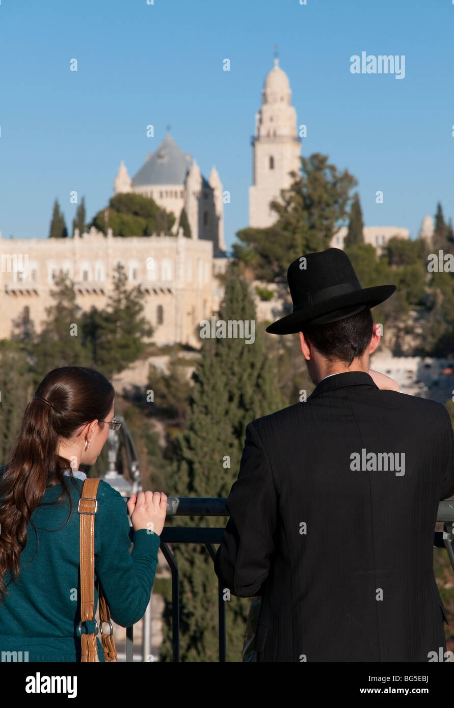 orthodox jewish couple looking at dormition church in jerusalem Stock ...
