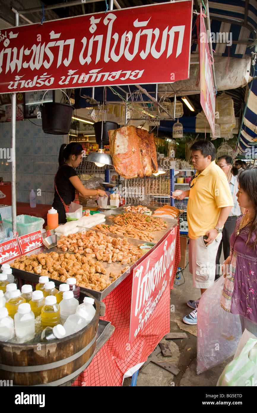 Meat vendor at Bangkok Market Stock Photo - Alamy