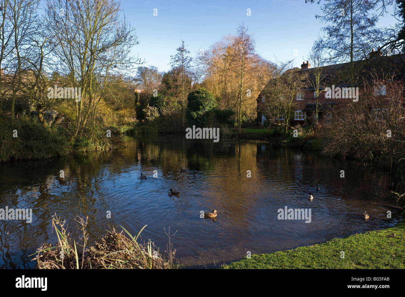 Ewelme village hi-res stock photography and images - Alamy