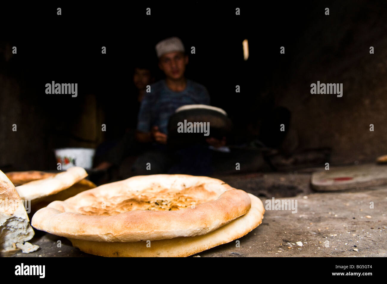 Uzbek naan hi-res stock photography and images - Alamy