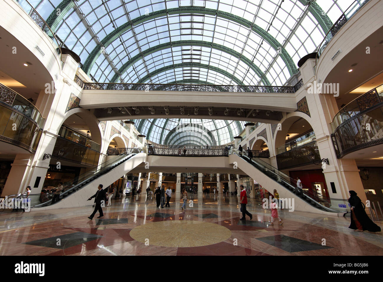 The interior of the Mall of the Emirates, Dubai, United Arab Emirates ...