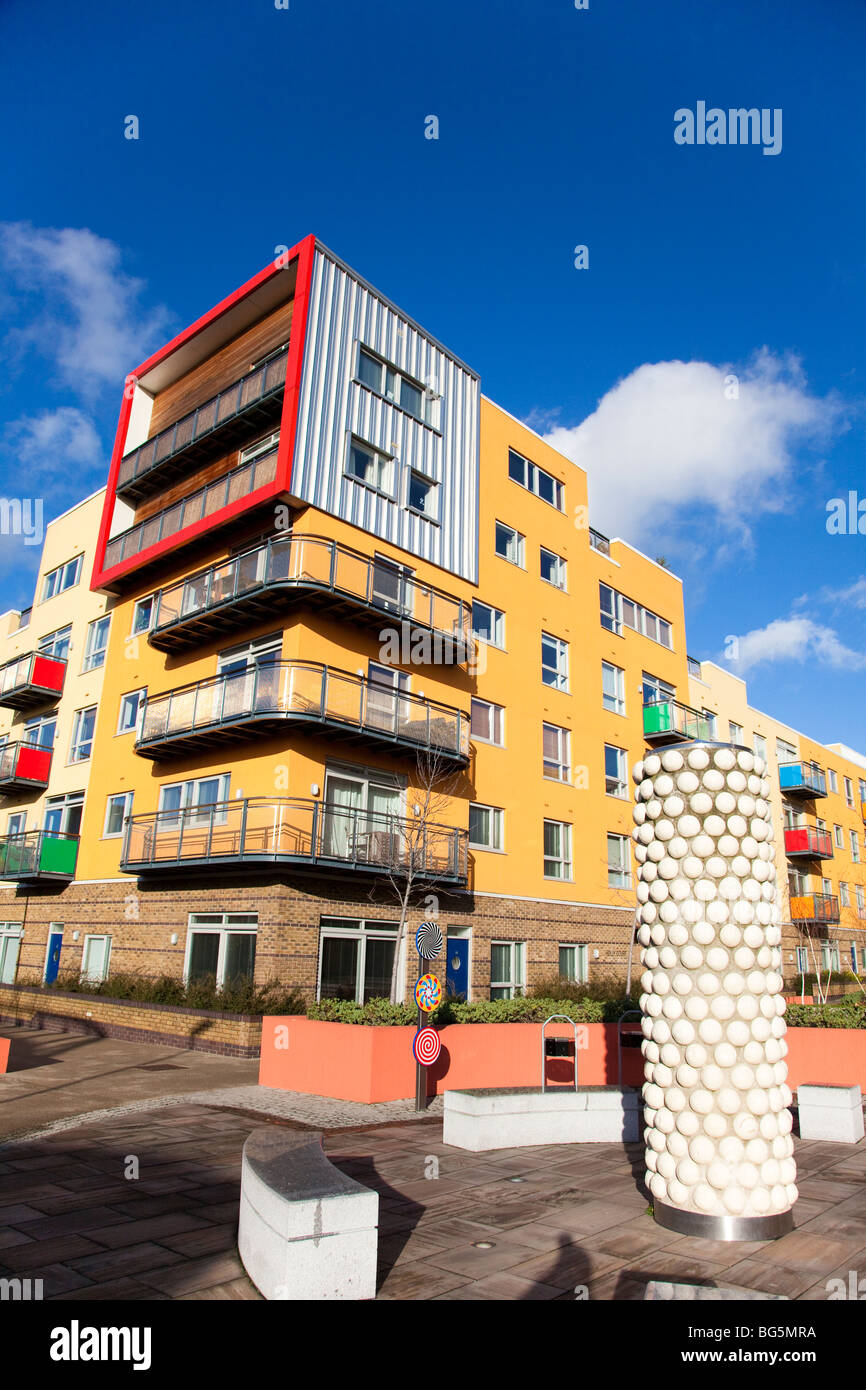 Sculpture in square near school at Greenwich Millennium Village on ...