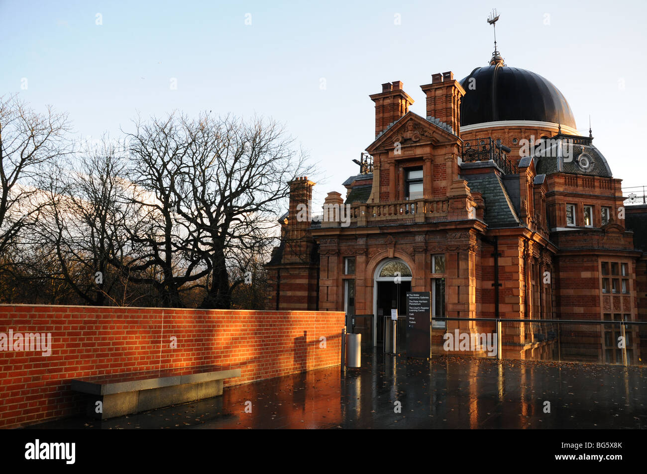 Astronomers royal observatory hi-res stock photography and images - Alamy
