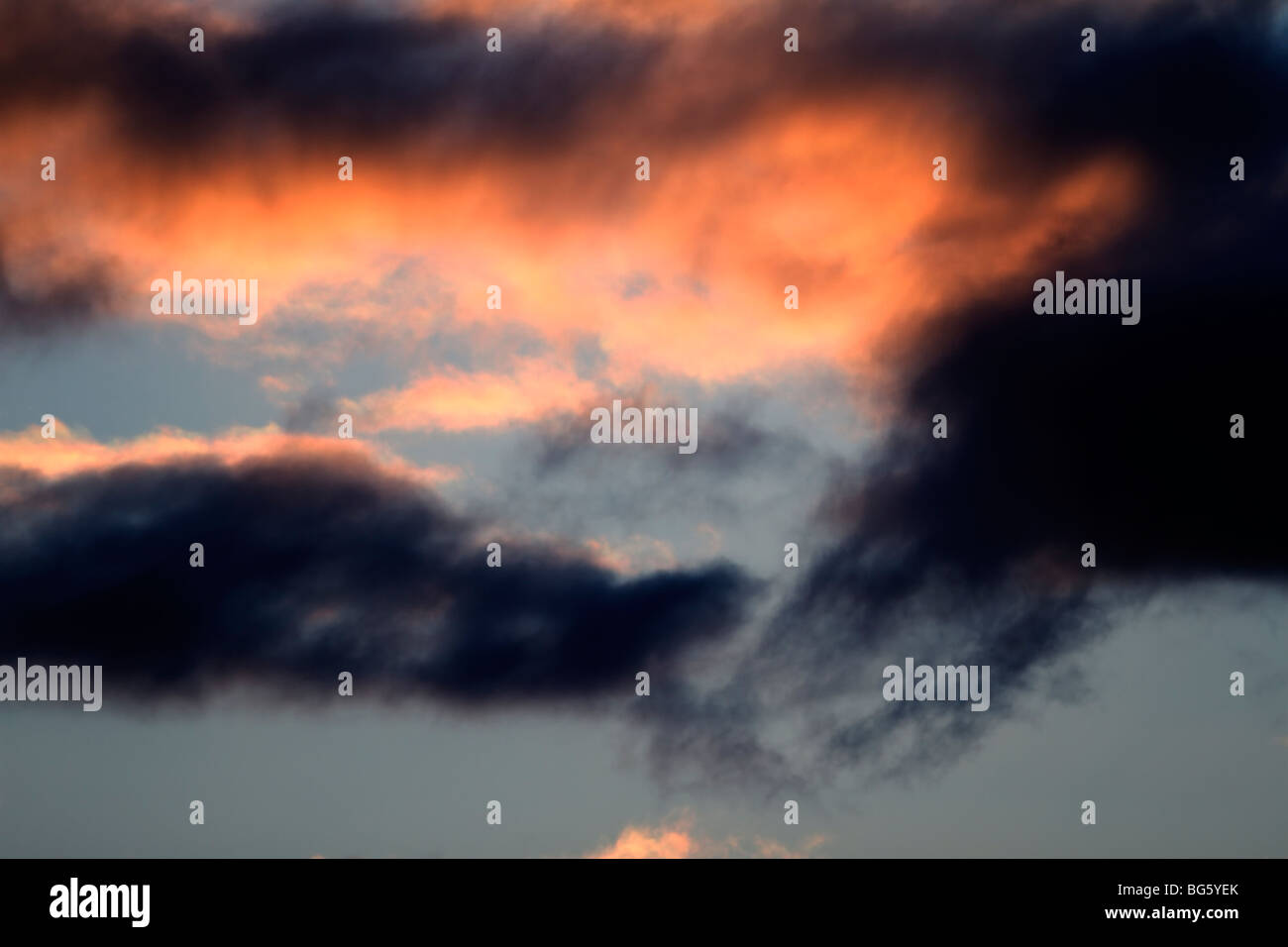 Very stormy hi-res stock photography and images - Alamy