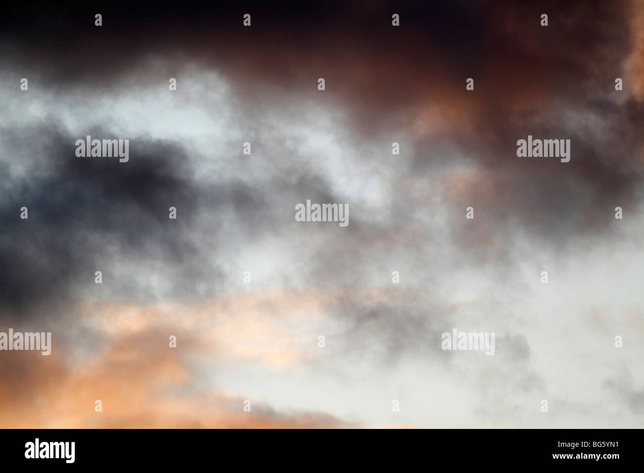 Very stormy hi-res stock photography and images - Alamy