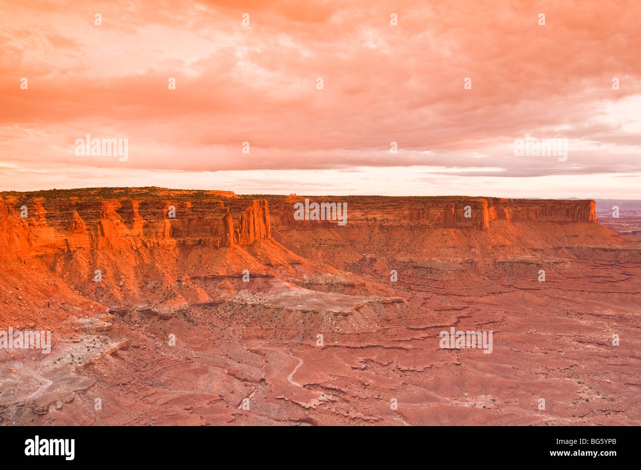 The White Rim from Green River Overlook, Island in the Sky, Canyonlands ...