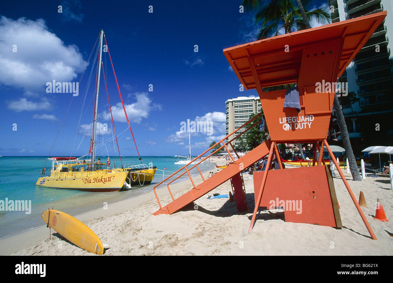 Red Lifeguard Hut on the Beach, Waikiki Beach, Honolulu, Hawaii Stock ...