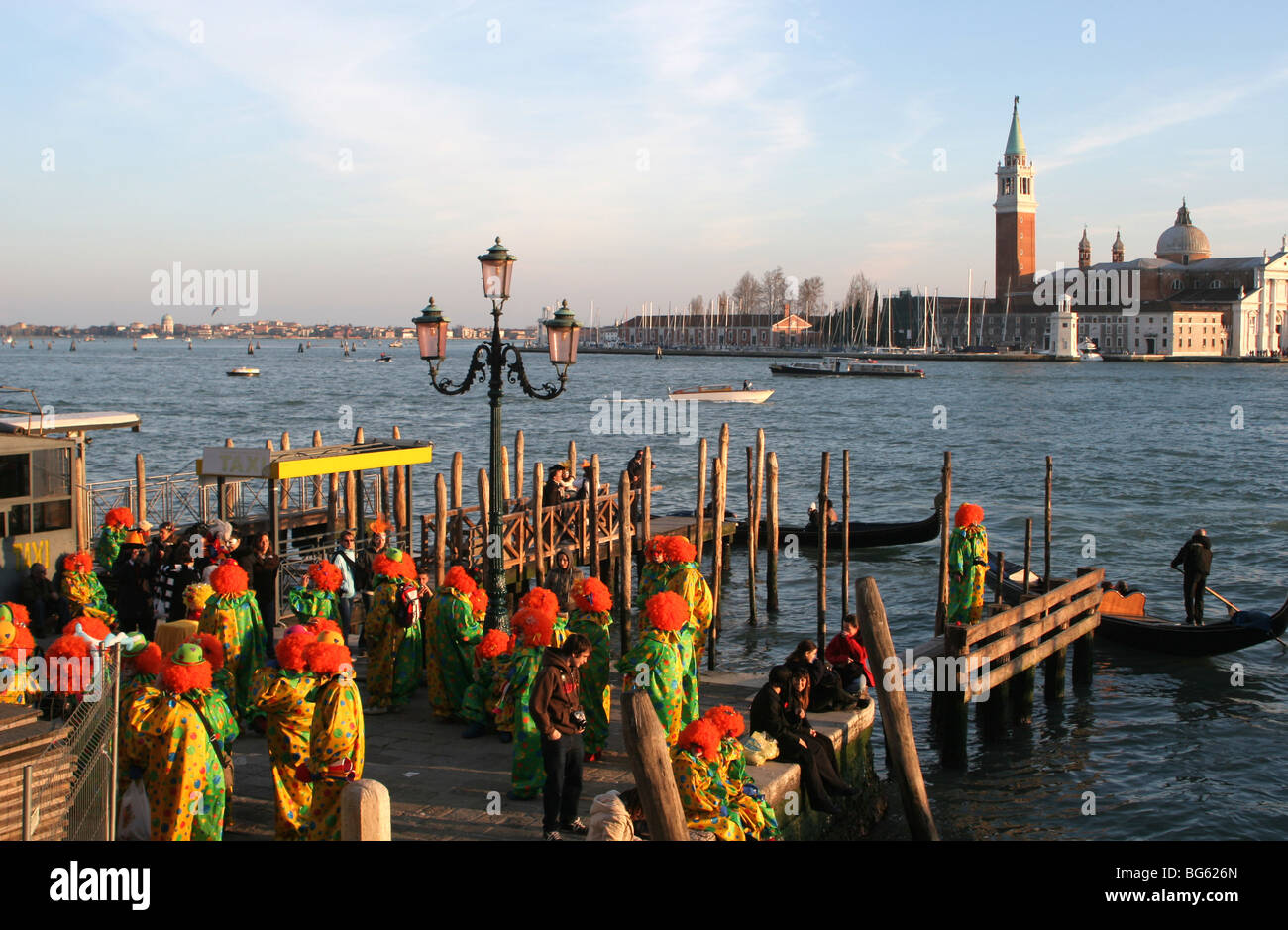 Buffoons hi-res stock photography and images - Alamy