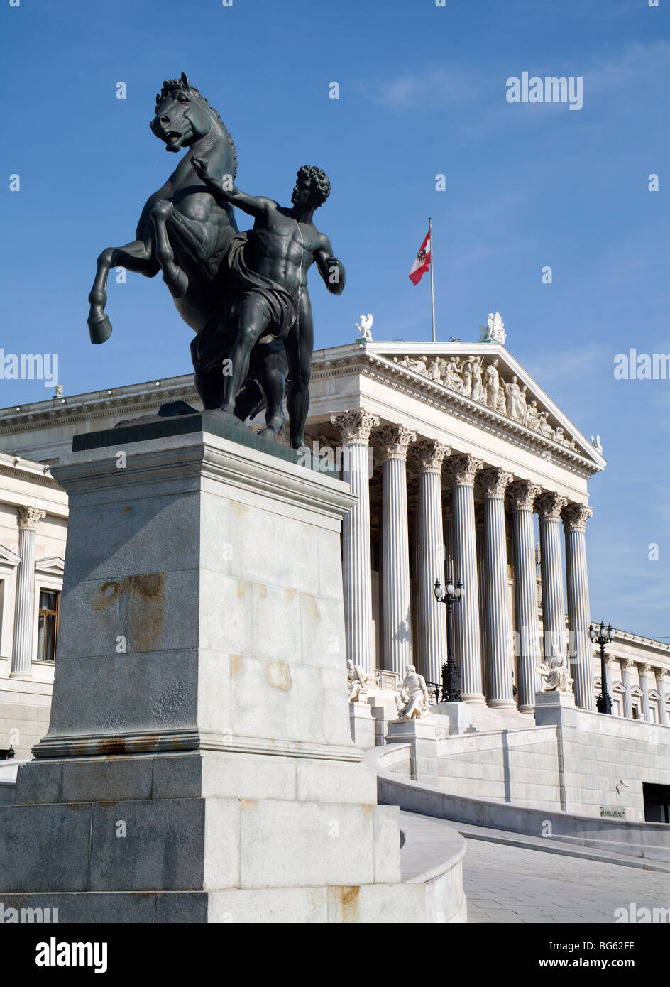 Austria vienna parliament building statue hi-res stock photography and ...