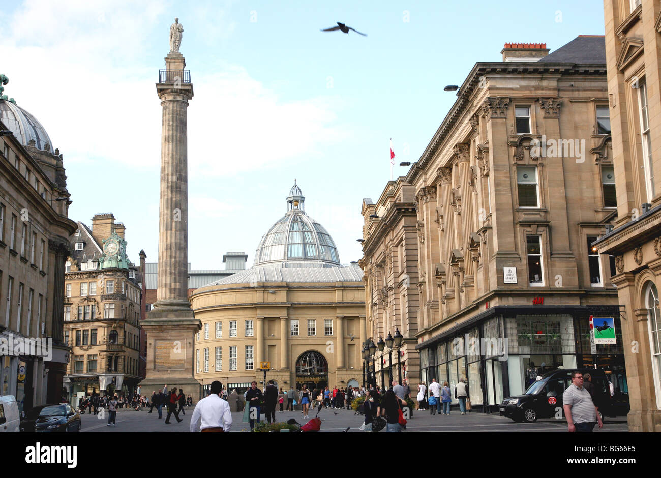 Grey Street and Grey's Monument, Newcastle Stock Photo - Alamy