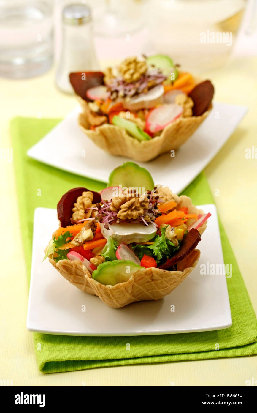 Filo pastry baskets hi-res stock photography and images - Alamy