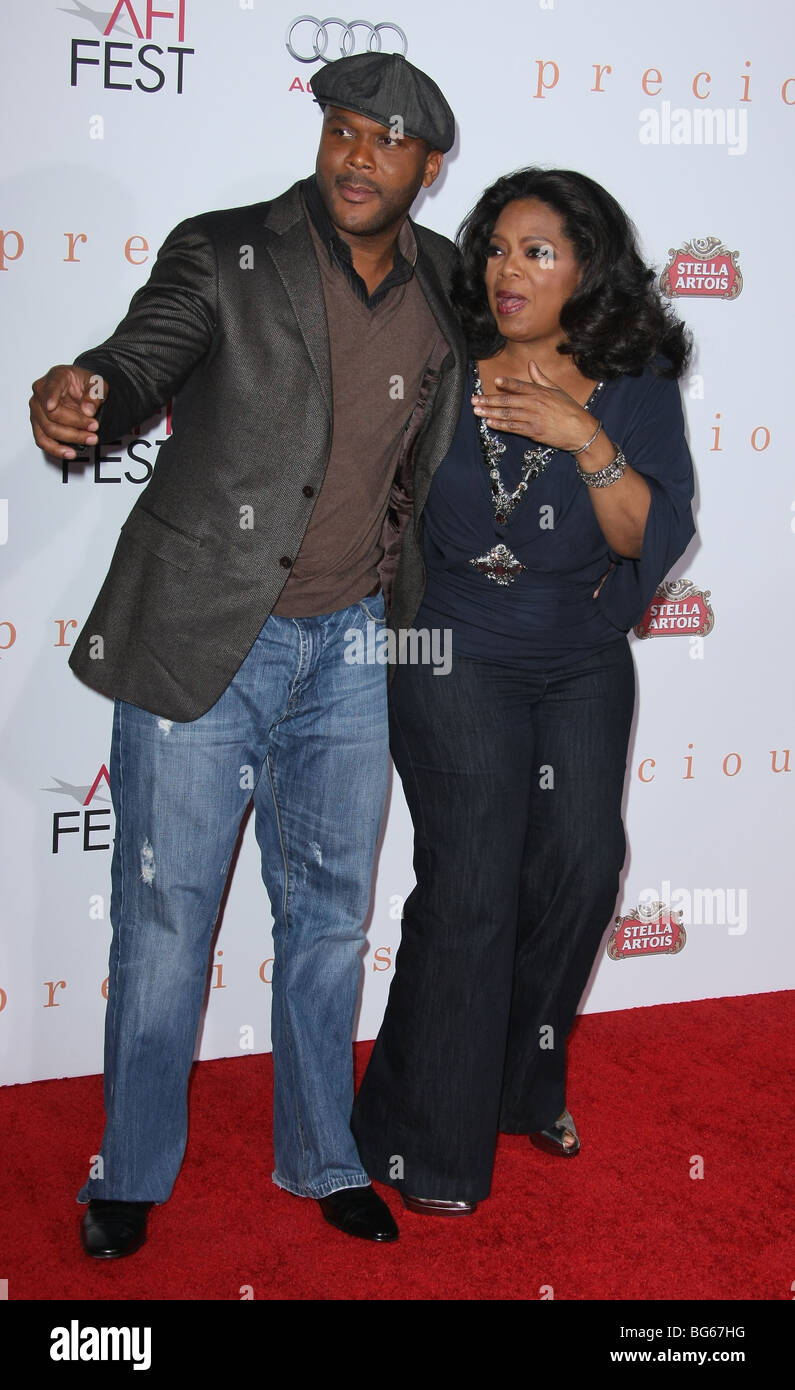 Oprah winfrey tyler perry precious hi-res stock photography and images ...